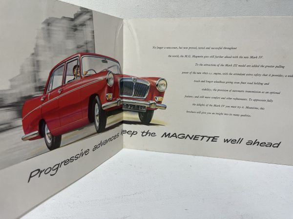 Tríptico de epoca del MG Magnette Mark IV Inglaterra 1961 - Galería de ...